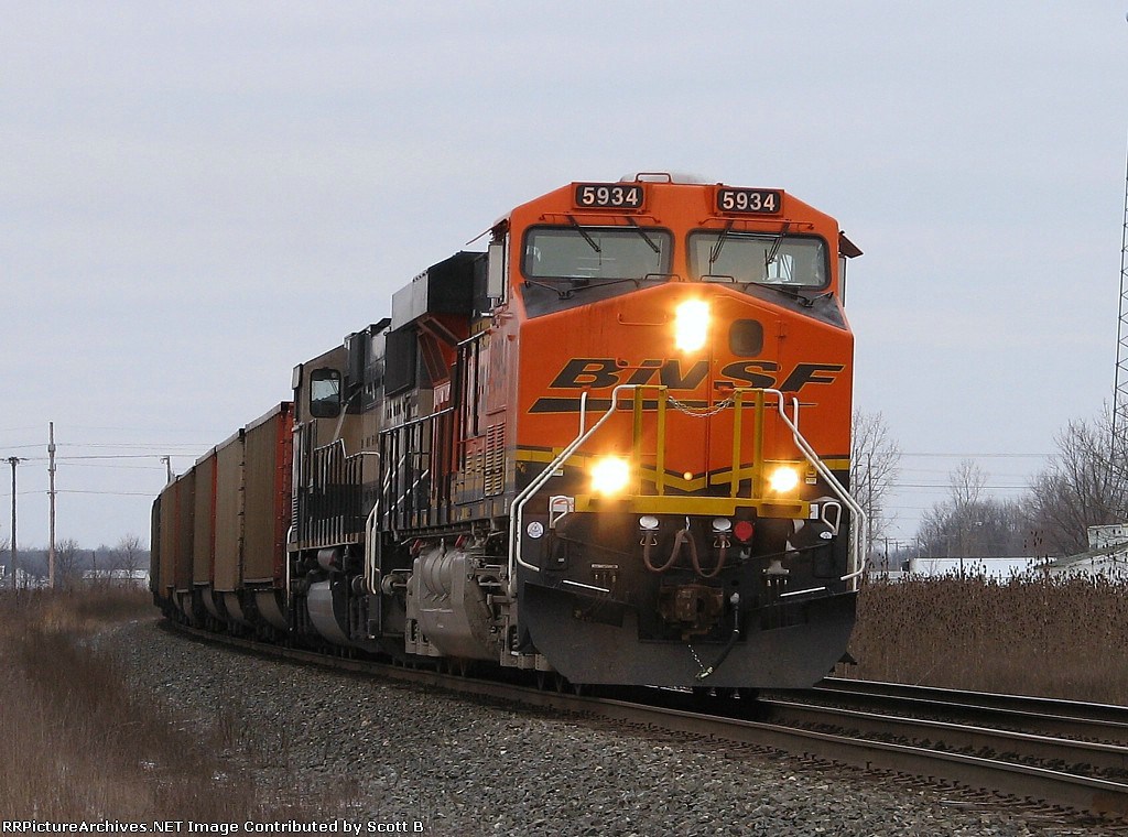 BNSF 5934